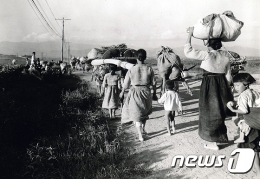 [사진]6.25전쟁, 대구 인근의 피난민들 - 머니투데이