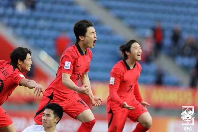 김은중호 U-20 월드컵 향한다, 中에 연장 끝 3-1 승리... 亞컵 4강 진출 - 머니투데이