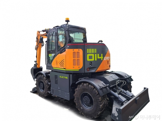 현대두산인프라코어 '하이브리드 굴착기' 이탈리아 기술혁신상 수상 - 머니투데이