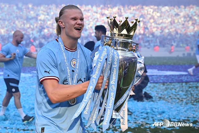 '잉글랜드 유일 트레블' 맨유 vs 아성에 도전하는 맨시티, FA컵 사상 최초 '맨체스터 더비' 벌써 뜨겁다 - 머니투데이