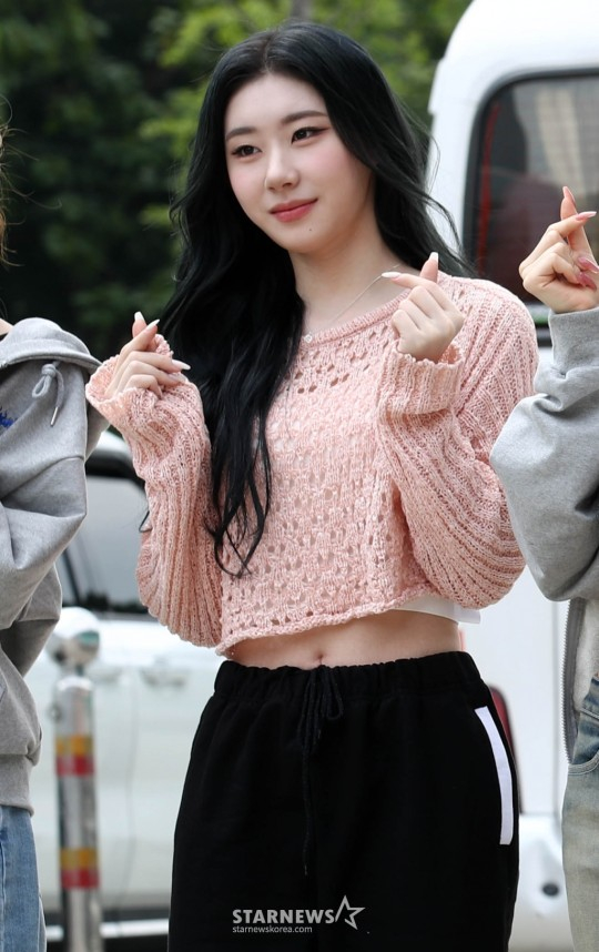 ITZY 예지·채령, 16일 잠실야구장 마운드 오른다 'LG 승리 기원 시구 진행' - 머니투데이