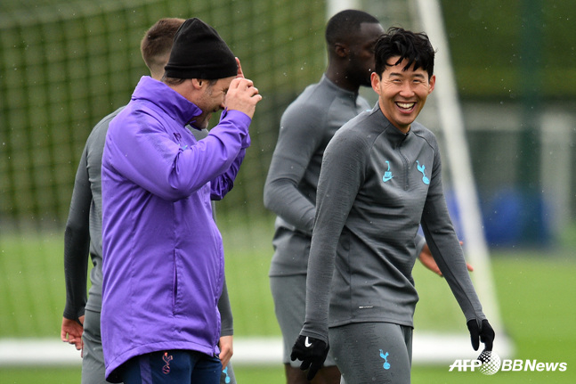 손흥민 골이 옛 스승 '경질' 결정타 될까, 적으로 만난 포체티노 "SON 훌륭한 선수, 다만..." - 머니투데이