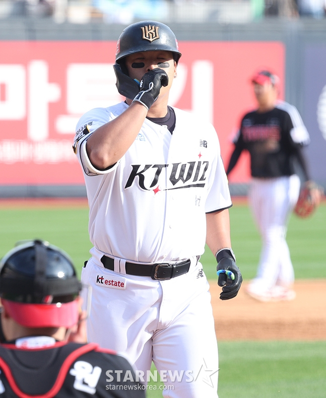 강백호, 타이틀 하나 없는데 KBO 8년차 최고 연봉 찍었다! KT도 이별 대비하나 - 머니투데이