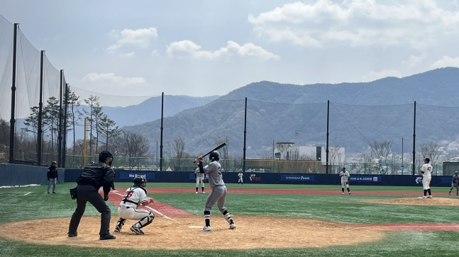 고교야구 ABS, 신월야구장 최초 운영→덕아웃 판정확인 첫 도입한다! KBSA "입시비리와 승부조작 사전 차단 효과" - 머니투데이