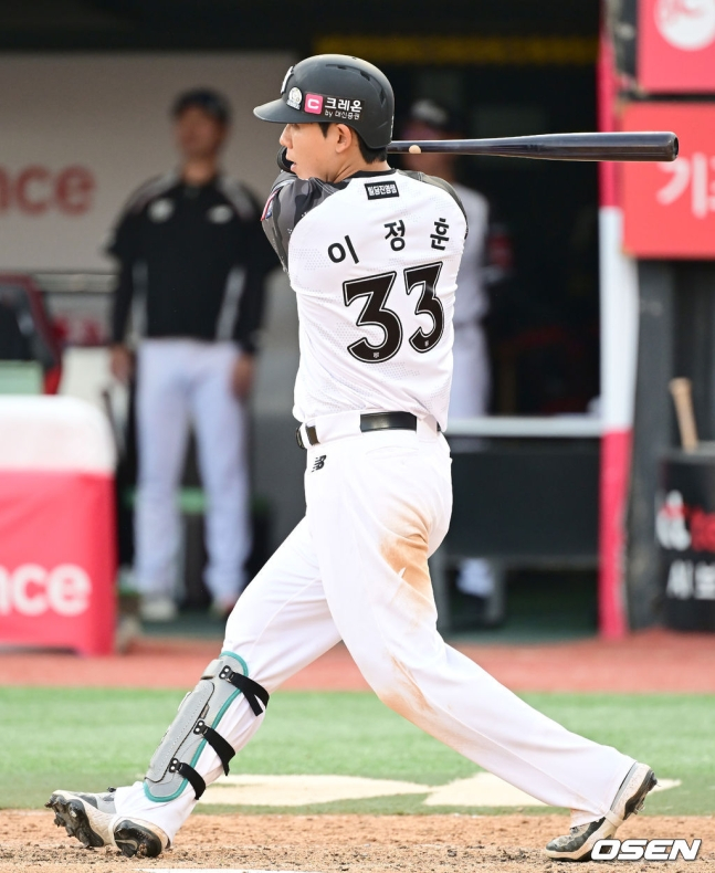 소형준 6이닝 QS→배정대 3타점 폭발! KT, SSG 10-3 완파 [수원 현장리뷰] - 머니투데이