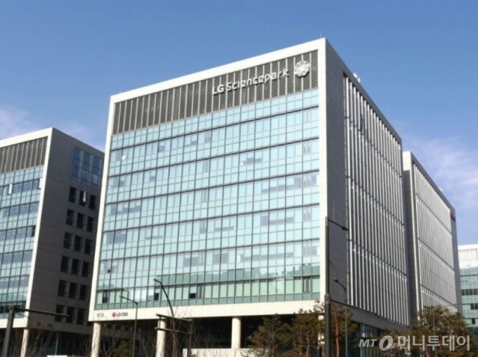 인천공항 고도화 위한 5G망 확충, LG CNS 이통3사 제치고 낙찰 - 머니투데이