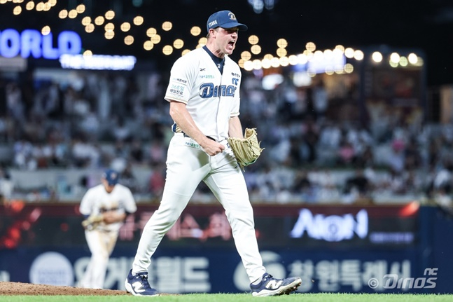 'KBO 44년史 최초' 200K 3명 나왔다! NC 라일리, 폰세-앤더슨 이어 'K머신' 대열 합류 [창원 현장] - 머니투데이