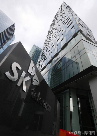 SKT "챗GPT 업무에 활용"…국내 통신업계 최초 - 머니투데이