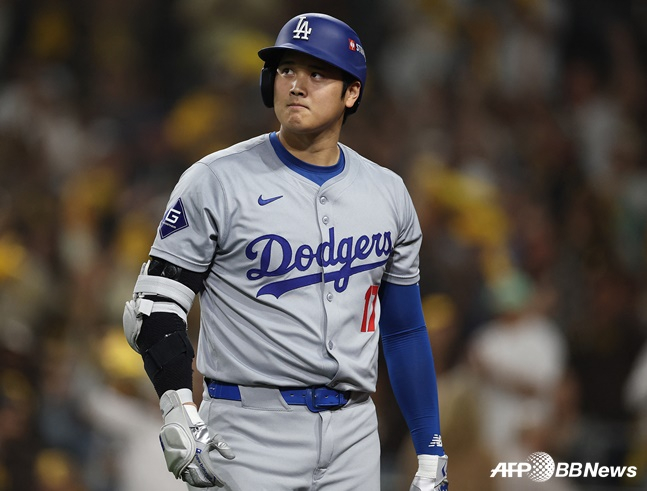 오타니 '삼진 또 삼진→타율이 고작 0.231', 가을야구가 어렵다... SD, NLCS까지 1승 [LAD NLDS3 리뷰] - 머니투데이