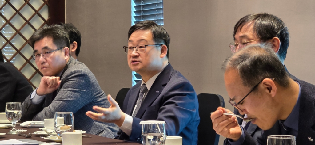 NIPA "AI 컴퓨팅 인프라 투자 확대, AI G3 도약 뒷받침" - 머니투데이