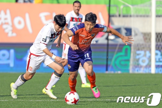 '40-40 클럽 가입' 이근호, K리그 클래식 37R MVP - 머니투데이