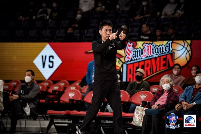 'EASL 결승 눈앞' KGC 김상식 감독 "韓 농구 경쟁력 충분" [★오키나와 인터뷰] - 머니투데이