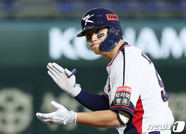 "(박)찬호 형한테 계속 연락 와요" 김도영, KIA 형들 응원 듬뿍 받고 적시타 쾅! 득점권 악몽 지웠다 [APBC 현장] - 머니투데이