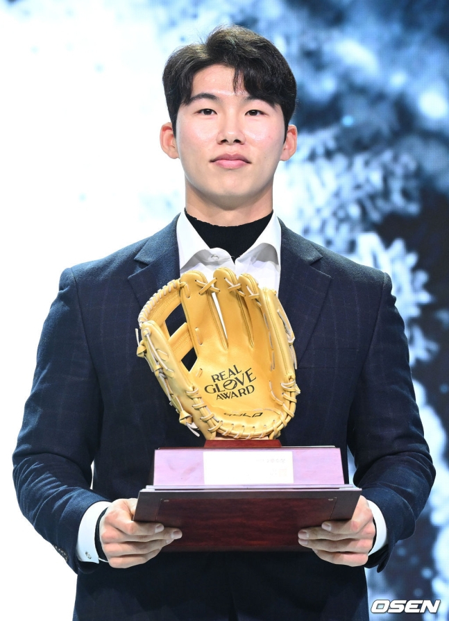 [공식발표] 'ML 도전' 김혜성 KBO 역대 8년차 연봉 신기록 썼다! 6억 5천만원에 도장 '키움 연봉 계약 완료' - 머니투데이