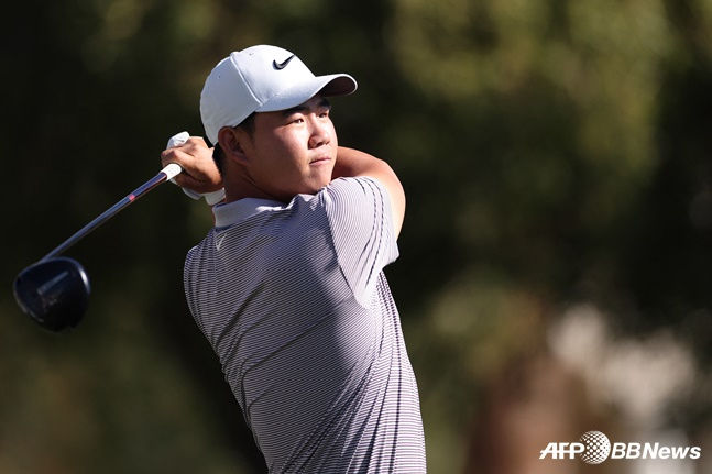 '첫 톱10' 김주형 상승세 탔다, 1R 4언더파 공동 10위 '쾌조의 출발' [PGA WM 피닉스 오픈] - 머니투데이