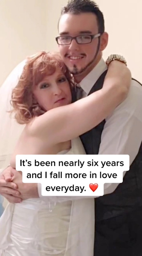 71세 할머니와 결혼한 18세 청소년…"6년간 매일 더 사랑해" - 머니투데이