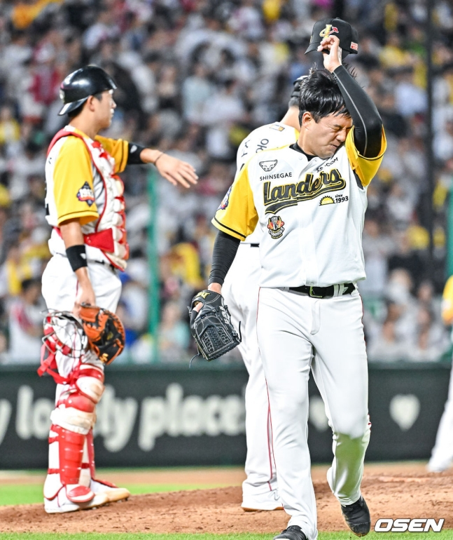 '후반기 ERA 5.67' 1이닝도 버거운 SSG 불펜, 대안이 없어 더 답답하다 - 머니투데이