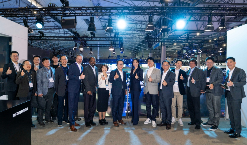 SKT, 슈퍼마이크로·람다와 '협력'…AI데이터센터 시장 공략 - 머니투데이