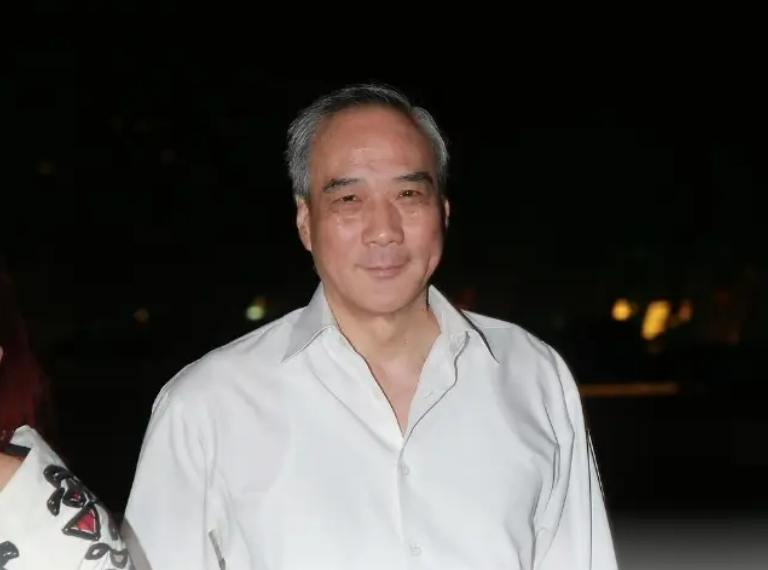 홍콩배우 서소강 식도암 별세…장례 중 30세 연하 아내도 사망 - 머니투데이