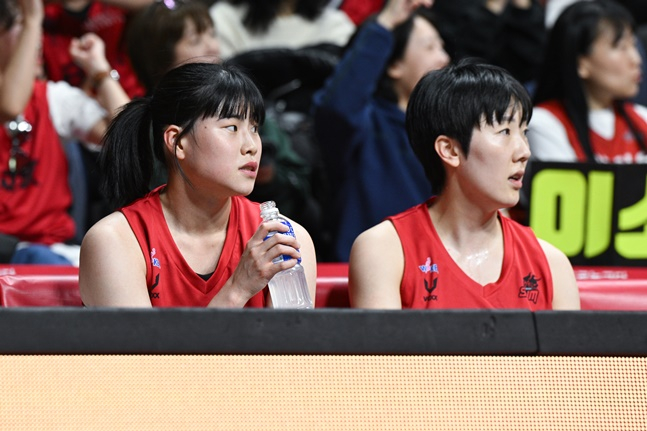 완전체 BNK 마지막 퍼즐 '슈퍼소닉'이 돌아왔다! 4Q 쐐기 3점포 '쾅쾅'→91.7% 확률 잡았다 [부산 현장] - 머니투데이