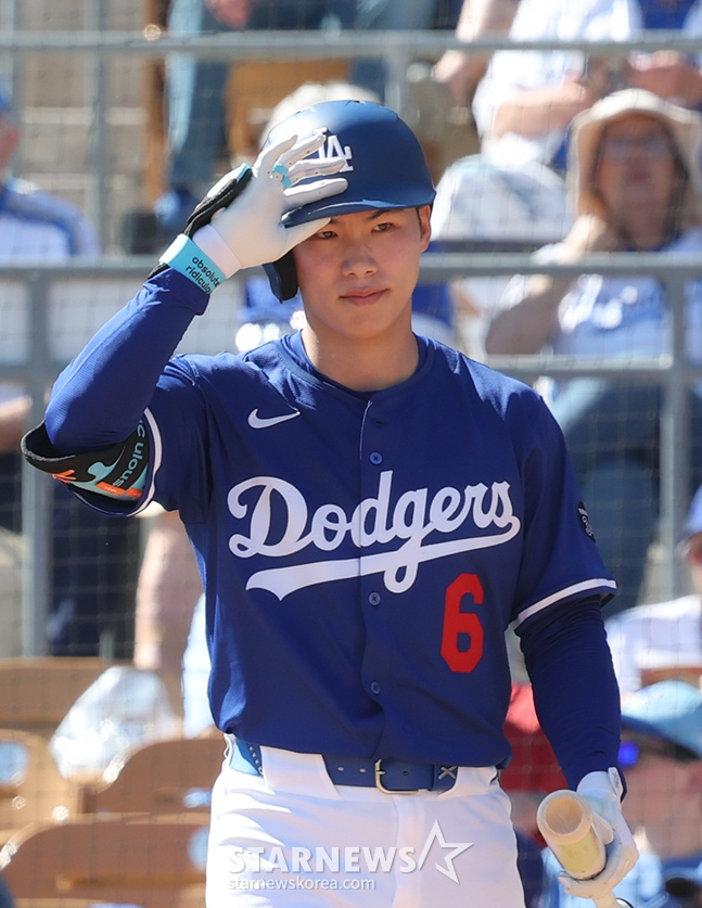 김혜성, 마침내 강속구 적응 끝났나 '2연속 155㎞' 걷어내고 156㎞ 받아쳐 2타점 적시타 '6G 만에 멀티 출루' - 머니투데이