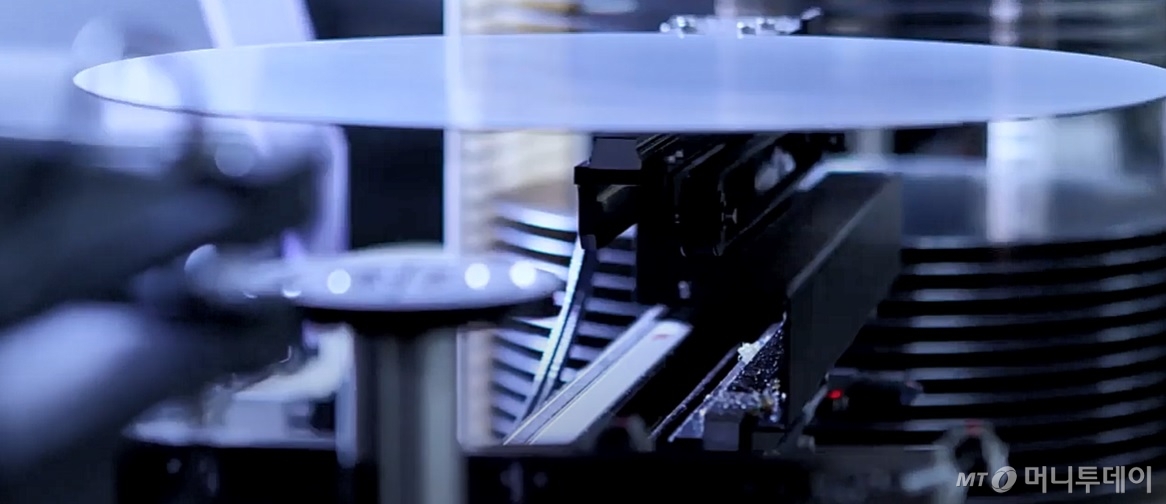 SK실트론 인수전 판 커진다…MBK, IMM·스틱 컨소시엄 참전 검토 - 머니투데이