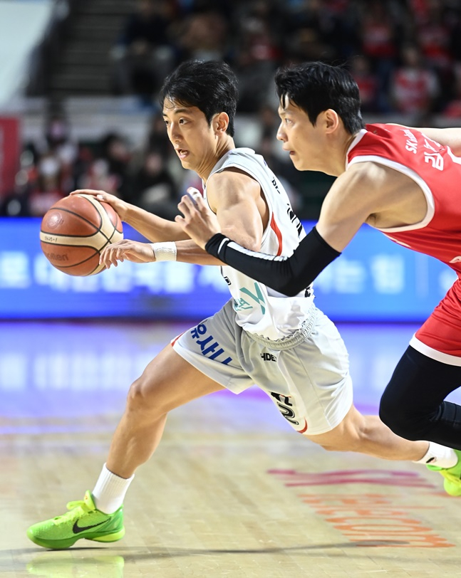 KBL 4강 PO 오늘(23일) 스타트, '쌍둥이 감독' 맞대결→김선형vs허훈 가드 정면충돌까지 '흥미진진' - 머니투데이