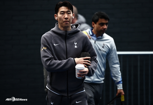 SON 복귀 불투명→포스텍 "아슬아슬하다, UEL 1차전 출전 쉽지 않다" - 머니투데이