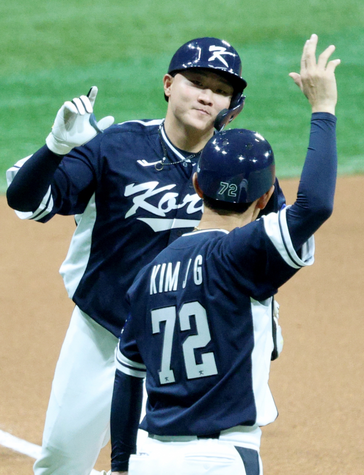 [B하인드★] 투런포 번쩍 이재원! 빅보이 국대 신고식에 LG팬들 함박웃음 - 머니투데이